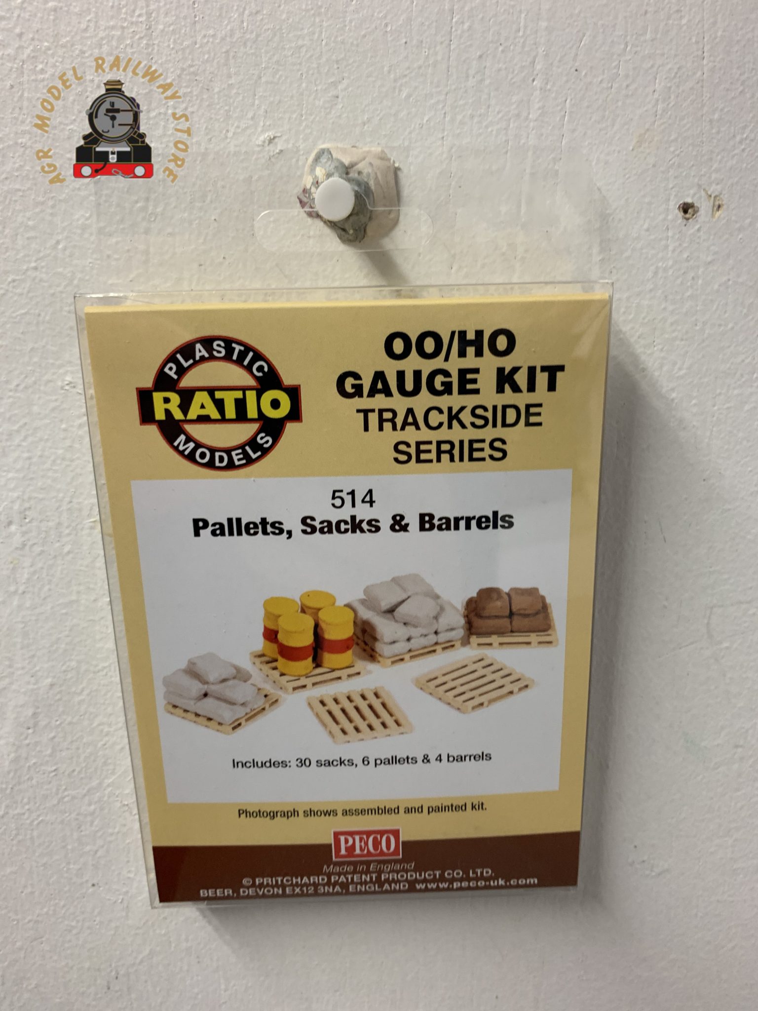 Ratio 514 Pallets/Sacks/Barrels – OO Gauge – AGR Model Railway Store