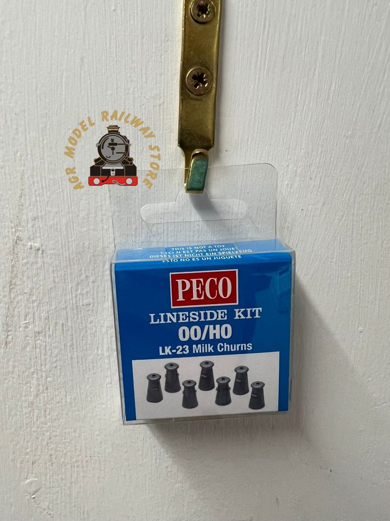 Peco LK-23 Milk Churns – OO Gauge – AGR Model Railway Store