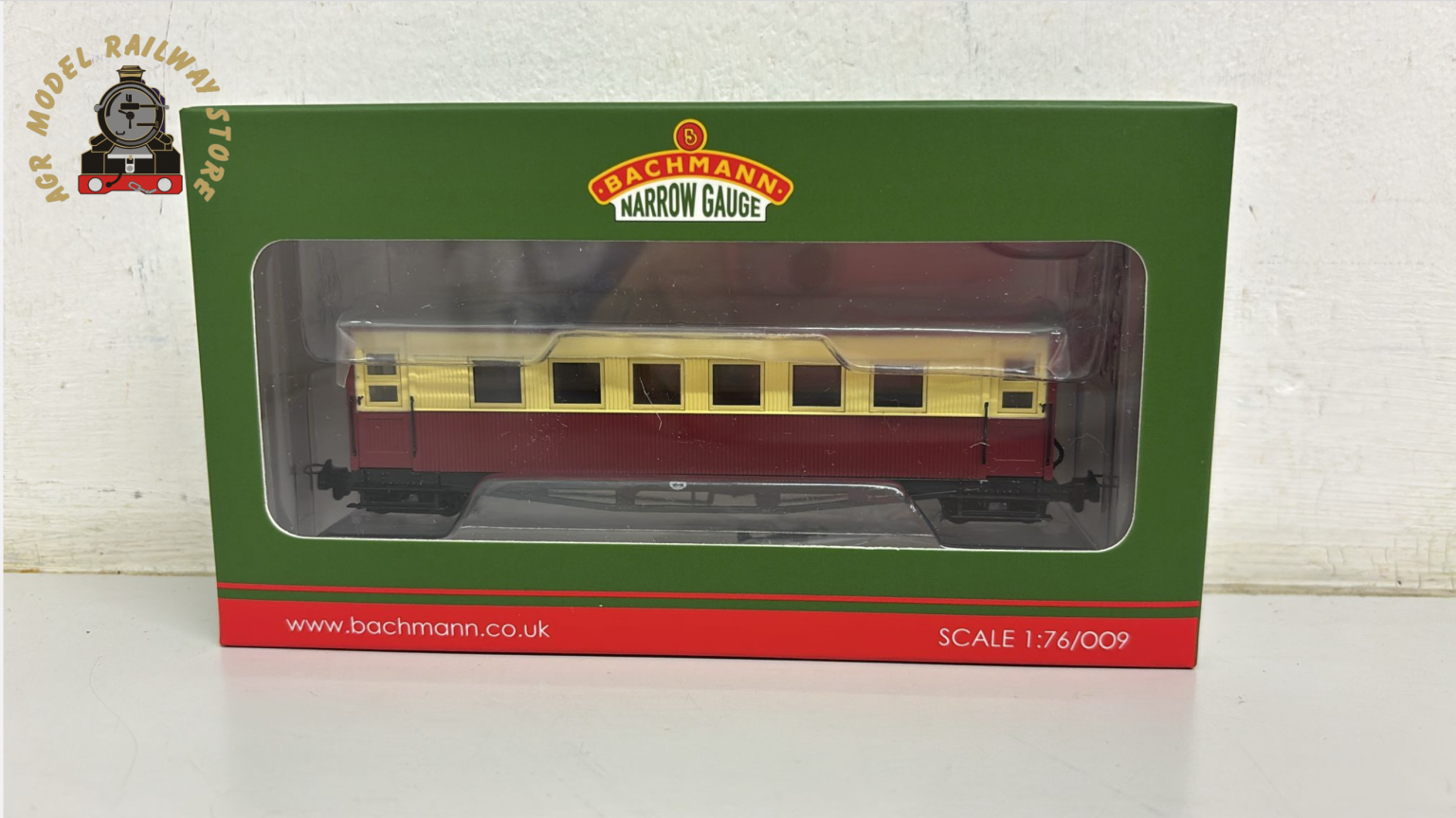Bachmann 394-027 Gloucester Bogie Coach Lincolnshire Coast – 009 Gauge ...
