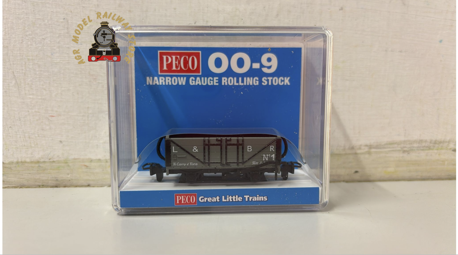 Peco GR-220C Box Van L&B Livery No.1 – 009 Gauge – AGR Model Railway Store
